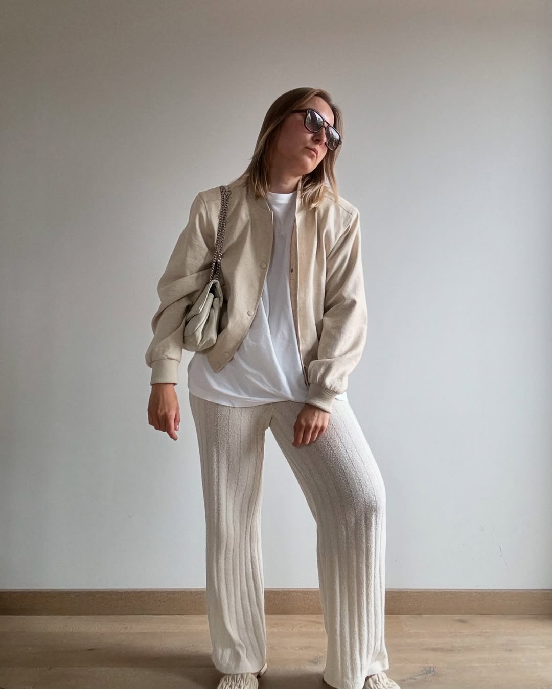 Beige Outfit Ideas: Chic and Easy Looks for Any Occasion - Outfit for Women