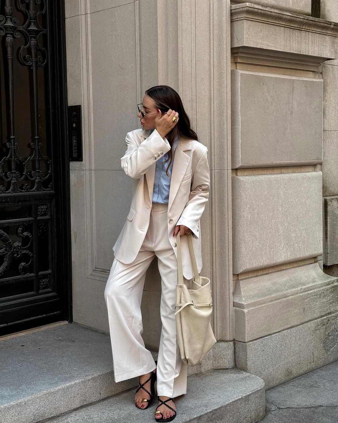 15 Classy Outfits for Women Without Looking Boring - Outfit for Women